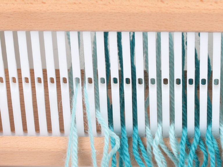 Twill on a rigid heddle loom – no pickup sticks required! – Ashford ...